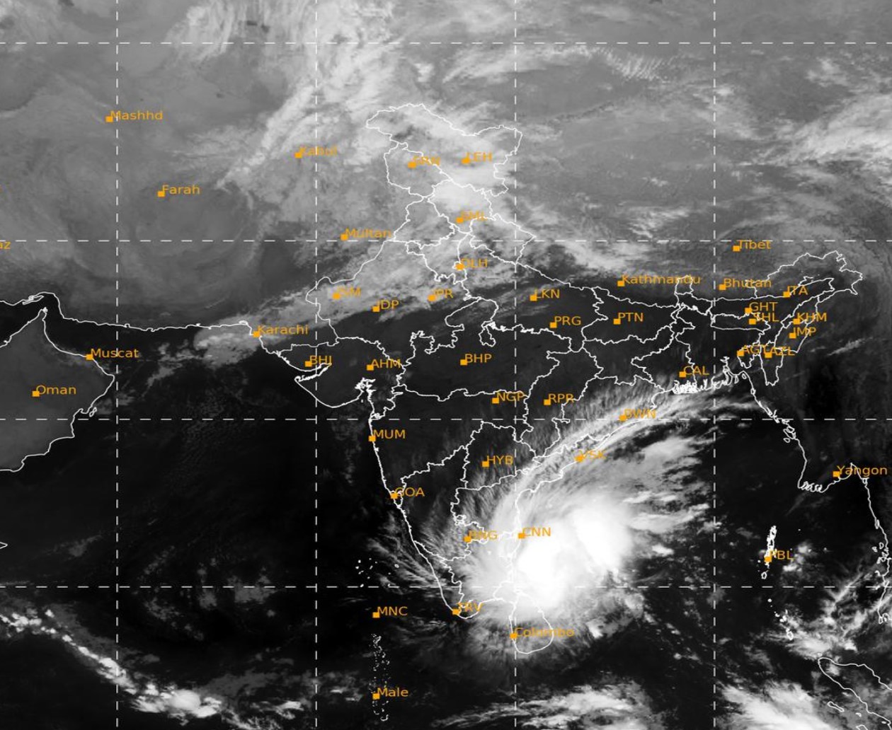 Varanasi City Weather Update: पूर्वांचल के तापमान में इजाफा, बलिया में ...