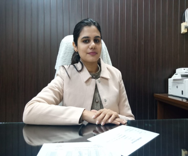 जानिए कौन हैं SDM Sweta Suhag के होने वाले बिजनेसमैन पति, देखिए ...