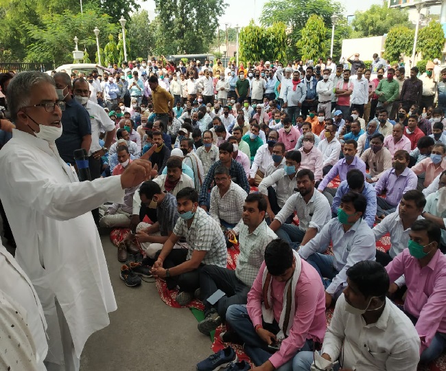 Strike of UPPCL : लखनऊ के कई क्षेत्रों में बिजली संकट बरकरार, सीतापुर ...