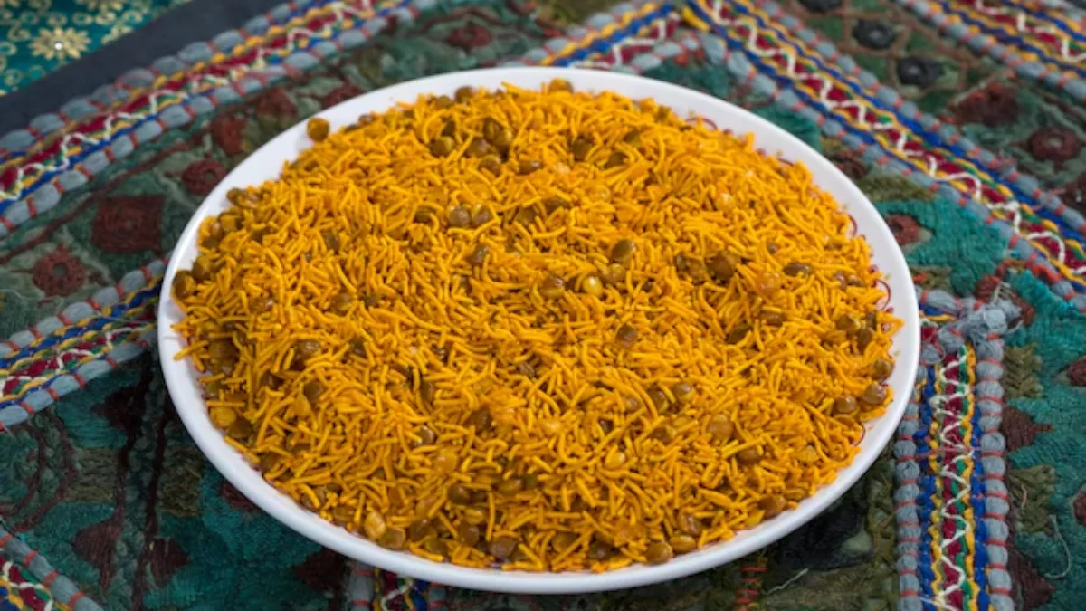 Bikaneri Bhujia Recipe: इस आसान रेसिपी के साथ घर पर उठाएं बीकानेर ...