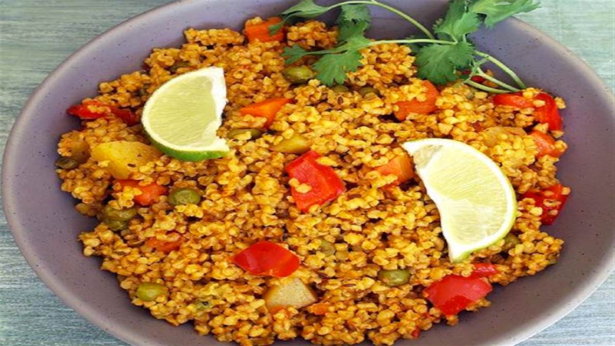 डाइजेशन के साथ दिल को भी रखना है हेल्दी, तो 'दलिया-सब्जी पुलाव' को ...