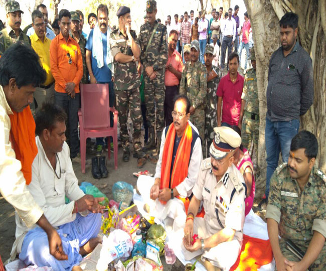 सरेंडर करें, नहीं तो मारे जाएंगे नक्सलीः डीजीपी डीके पांडेय - Warning ...