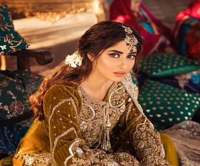 Sridevi की ऑनस्क्रीन बेटी Sajal Ali ने की सगाई, देखें तस्वीरें ...