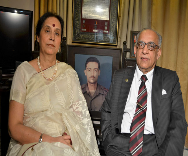 कारगिल युद्ध में विजयंत थापर ने तोलोलिंग पर दिलाई थी सेना को अहम जीत ...