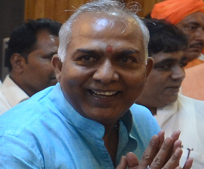 यूपी विधान परिषदः किसी की पत्नी ज्यादा अमीर तो कोई करोडपति होने के बाद ...