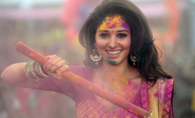 Top 10 Bollywood Actress Celebration Filmy Holi - Inext Live