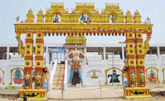 Dussehra, Indian Temple, Ravana Worshipped, Sri Lanka, Ravan Mandir ...