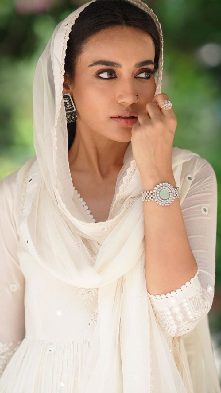 Kabul Hai Fame Actress Surbhi Jyoti Is Looking Very Beautiful In A Kabul Hai Fame Actress Surbhi Jyoti Is Looking Very Beautiful In A