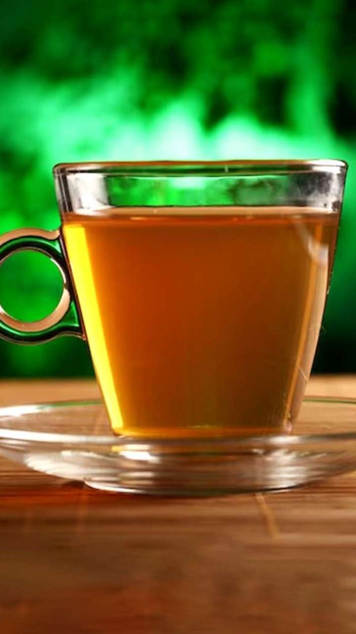 सर्दियों में ग्रीन टी पीने के फायदे जानकर हो जाएंगे हैरान