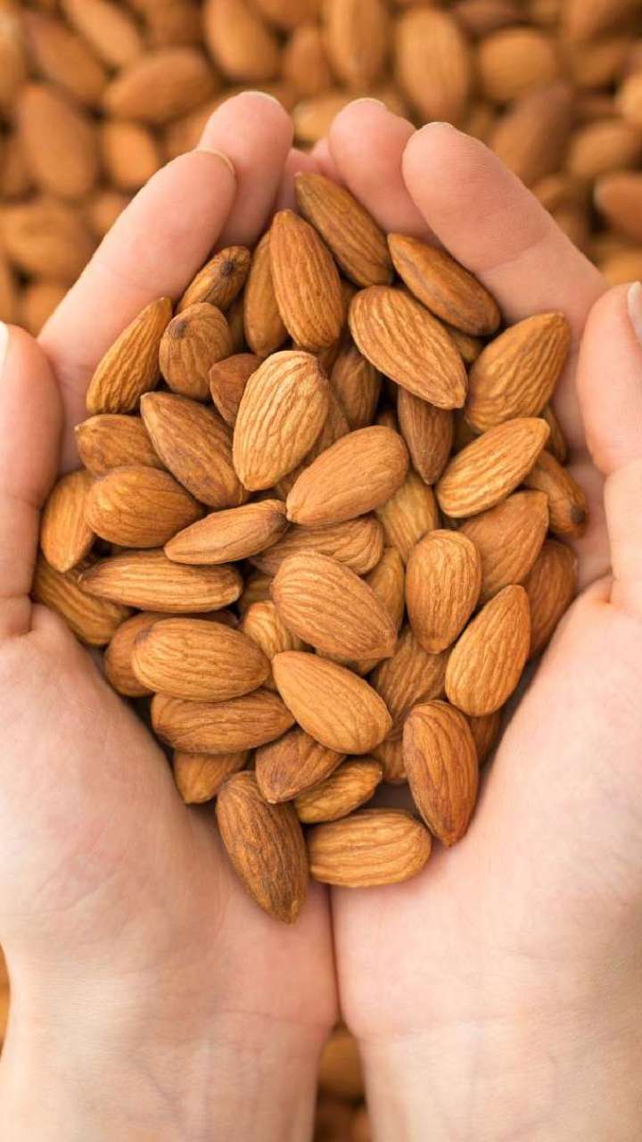 क्या गर्मियों में खा सकते हैं बादाम? जानें। Almonds in Summer