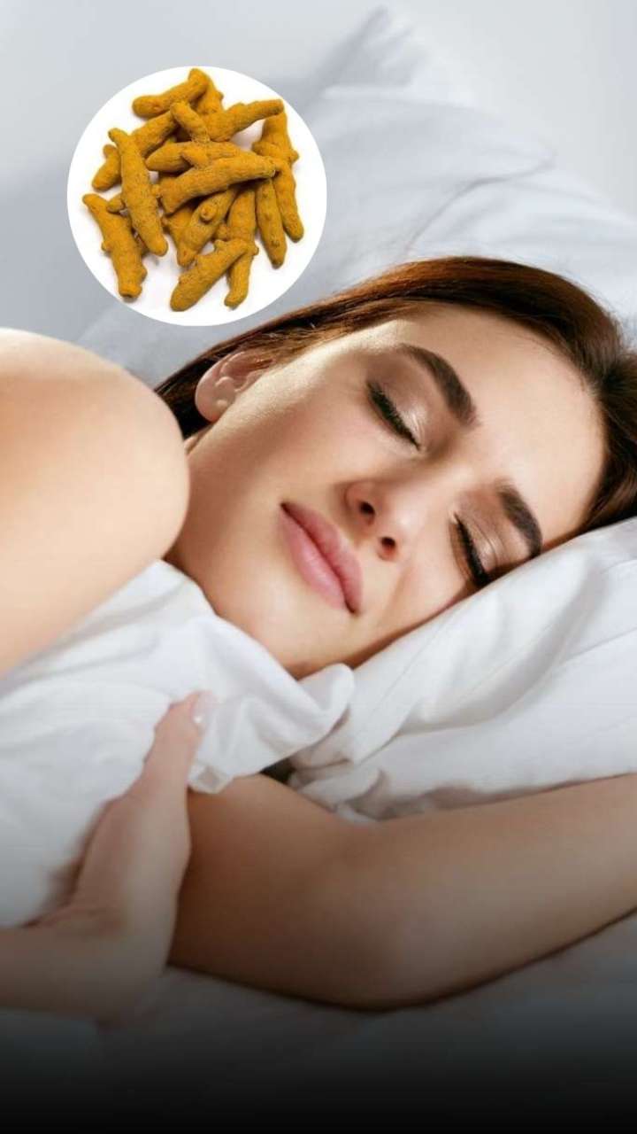 तकिए के नीचे हल्दी रखने से क्या होता है
